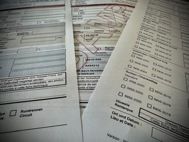 Erneuerung Formulare: Technisches Datenblatt und Sicherheitsbekleidung ...