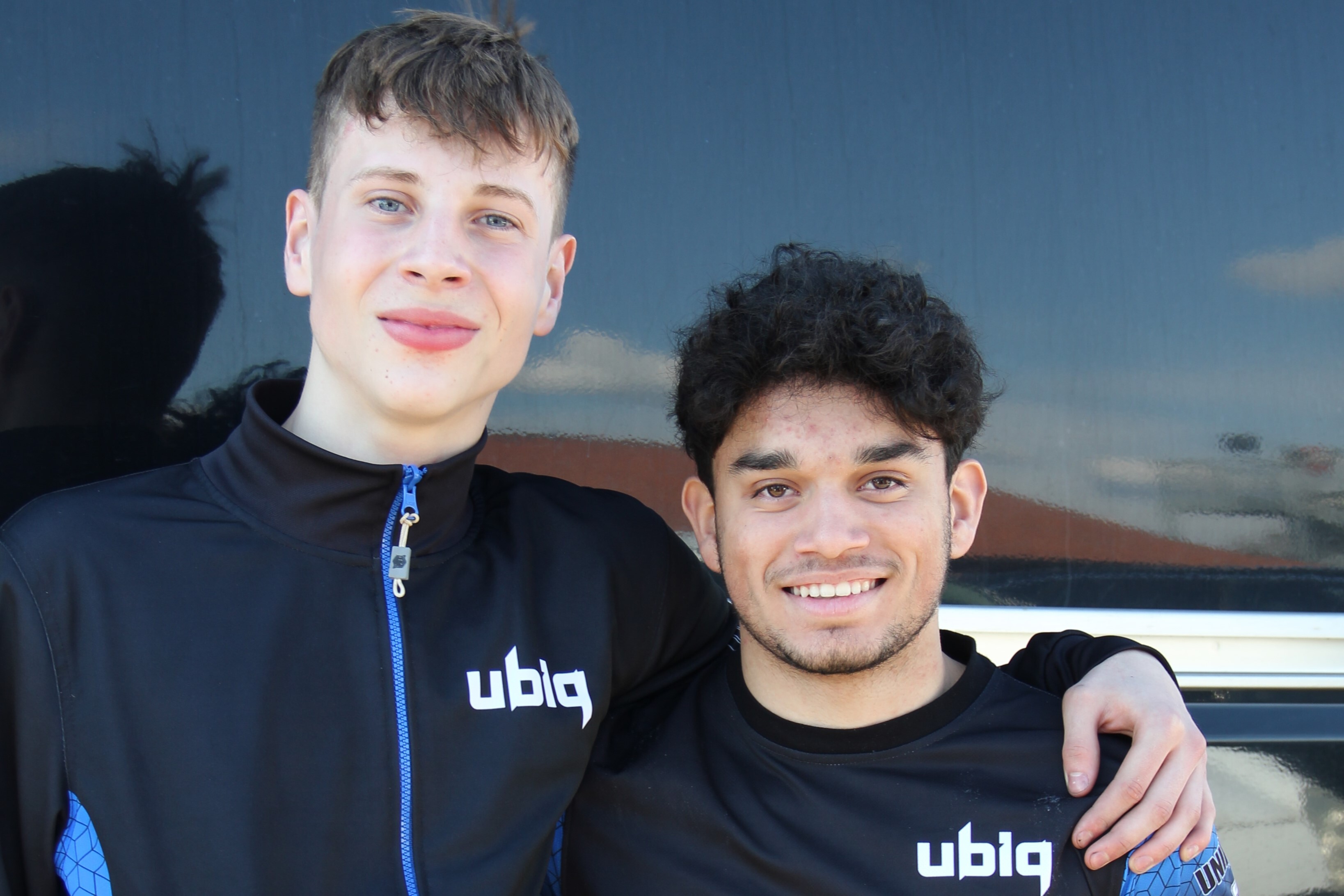 Der doppelte Samuel Motorsport Schweiz | Auto Sport Schweiz